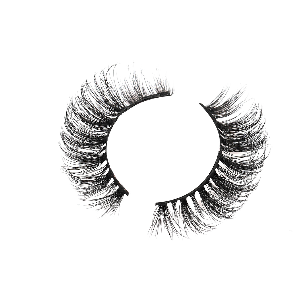 Russian Lashes – PEARL LASHES BEAUTY
