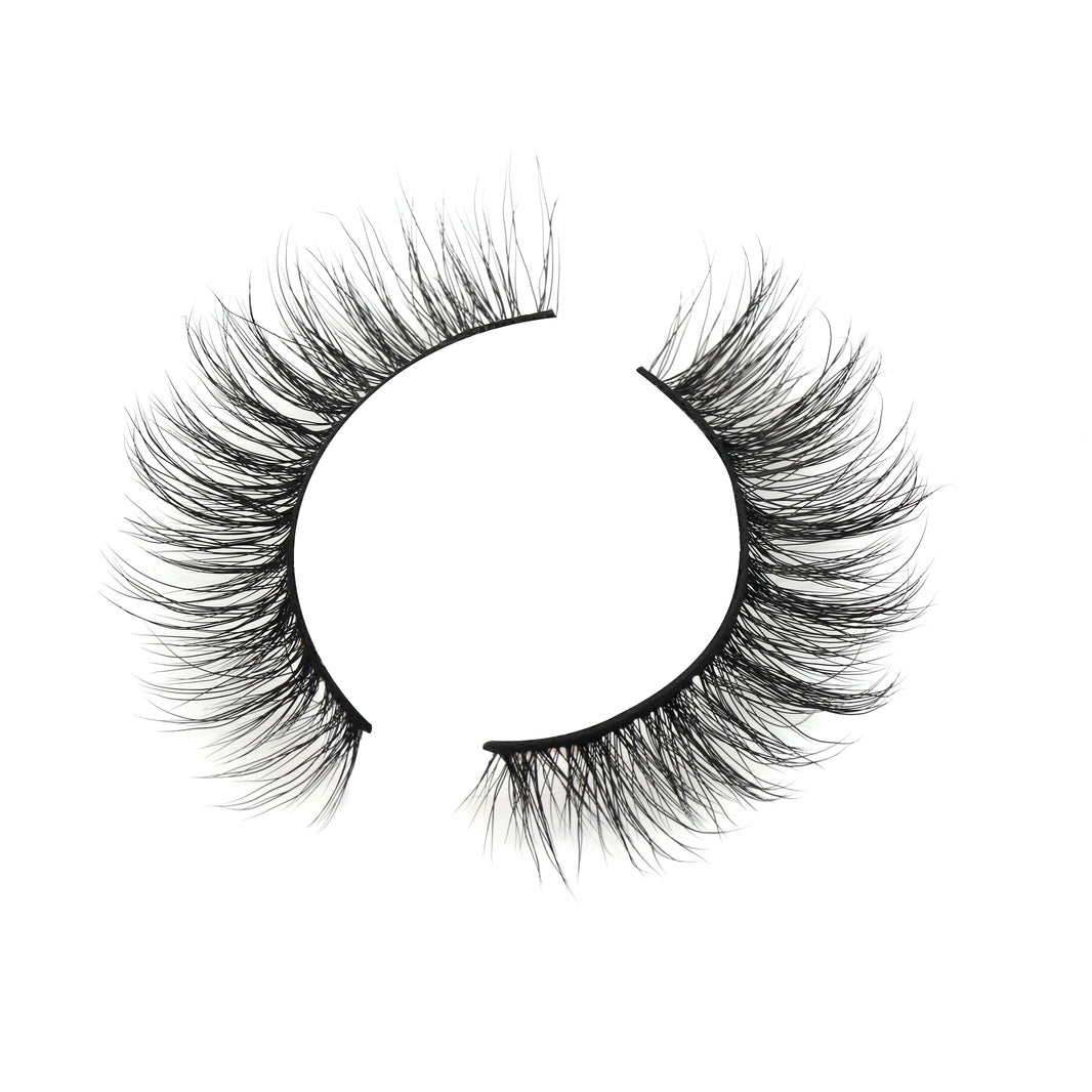 Russian Lashes – PEARL LASHES BEAUTY