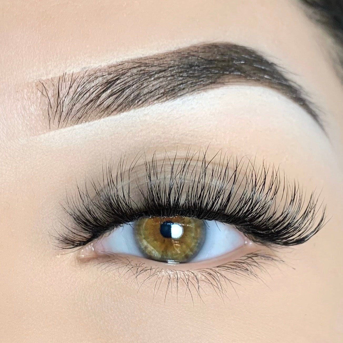 Russian Lashes – PEARL LASHES BEAUTY